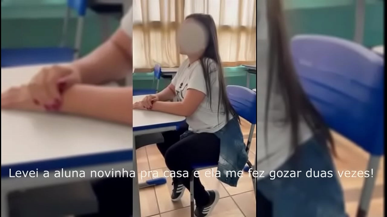 Dei para meu professor em troca de notas& levei gozada do meu professor& aluna fode com ...